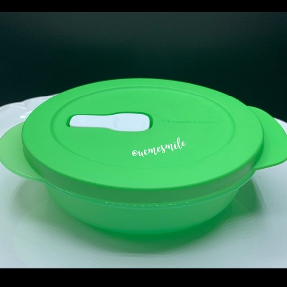 Tupperware | Kitchen | Tupperware Crystalwave Container | Poshmark